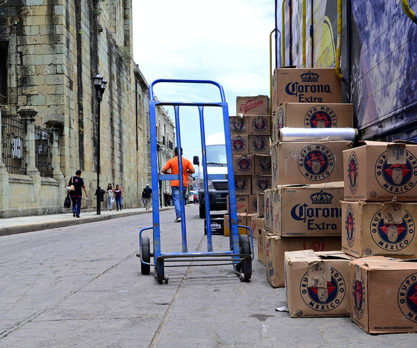 How to Order From Alcohol Delivery Services – Uptown Spirits